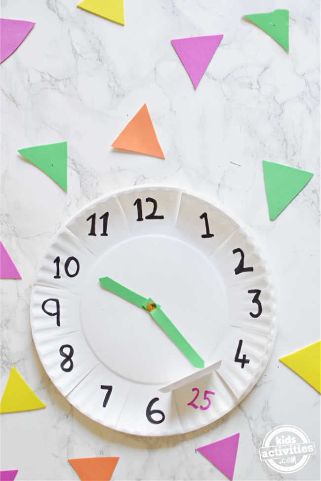 DIY Paper Plate Clock Craft for Kids Learning How to Tell Time |Kids ...