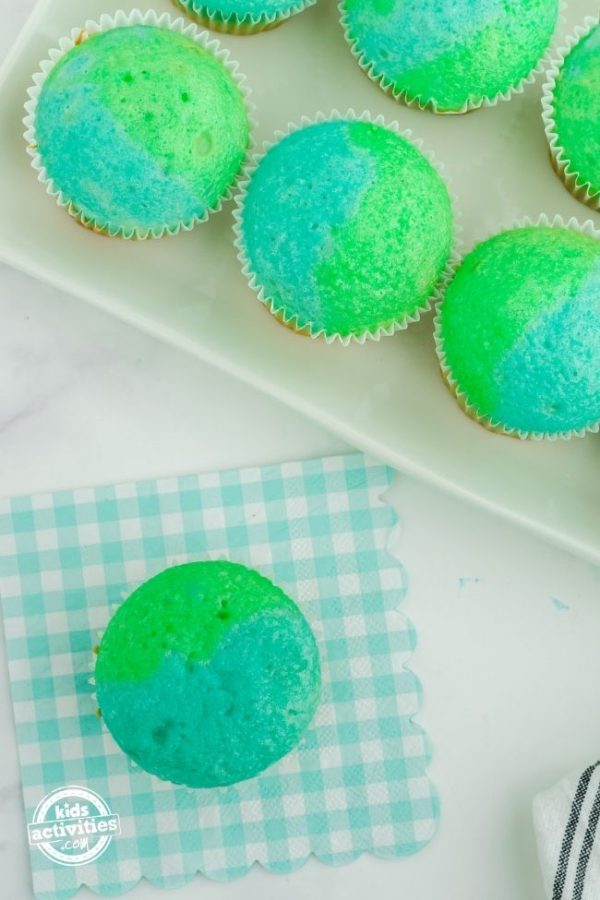 Yummy Easy Earth Day Cupcake Recipe | Kids Activities Blog