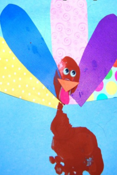 Thanksgiving Crafts: {Foot Print} Turkey - Kids Activities Blog