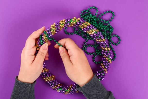 20+ Super FUN Mardi Gras Crafts for Kids that Adults Love Too | Kids ...