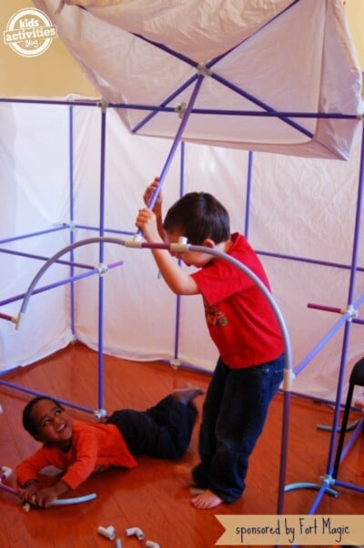 Totally Awesome Fort Magic Kit for Kids {w/ GIVEAWAY!} Kids Activities Blog