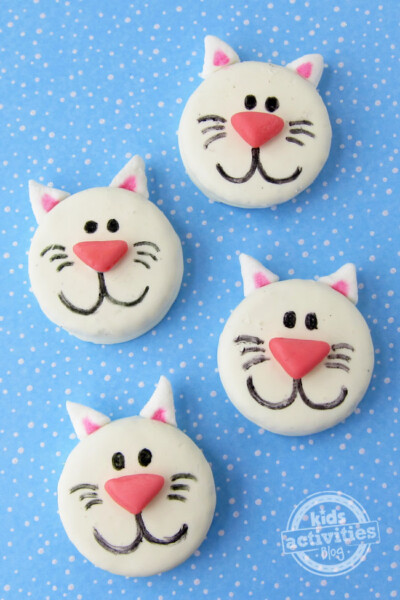 Super Cute Pink & White Party Treat -- Oreo Cats!!