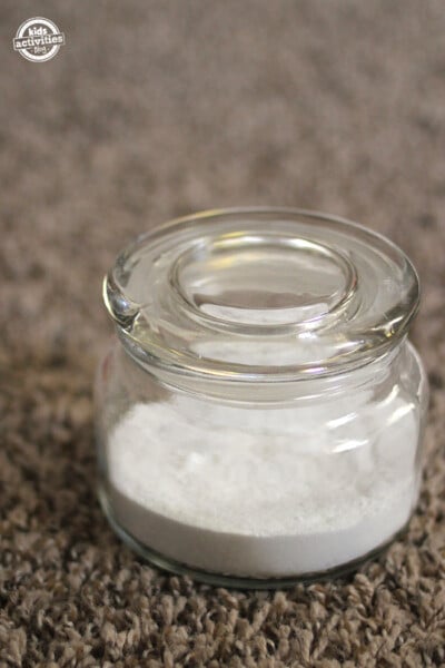 DIY Carpet Deodorizer Powder to Easily Banish Carpet Odors | Kids ...