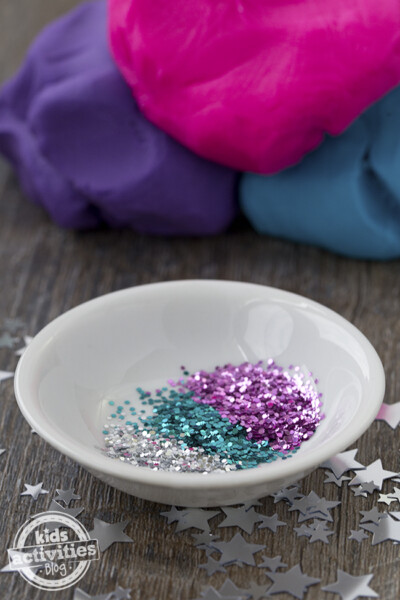 Galaxy Playdough - The Ultimate Glitter Playdough Recipe | Kids ...