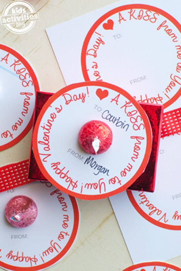 Simple Homemade Valentines That Send "A Kiss From Me To You" | Kids ...