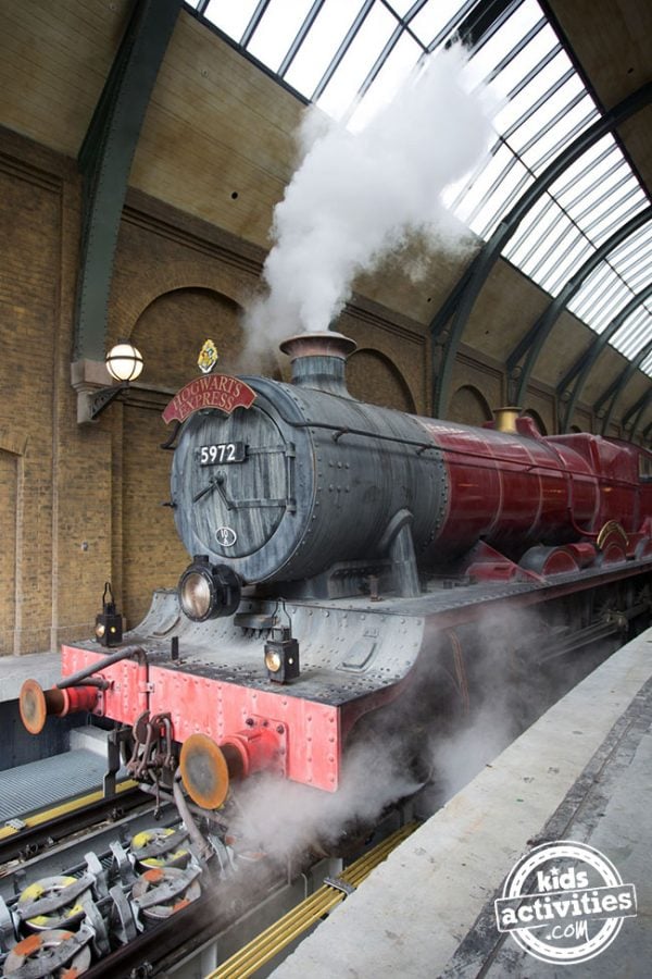 This Number Lets You Call Hogwarts (Even If You're a Muggle) | Kids ...
