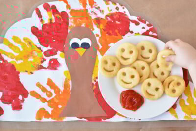 17 Thanksgiving Placemats Crafts Kids Can Make | Kids Activities Blog