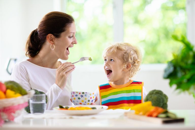 How to Feed Your Family Organic Food on the Cheap