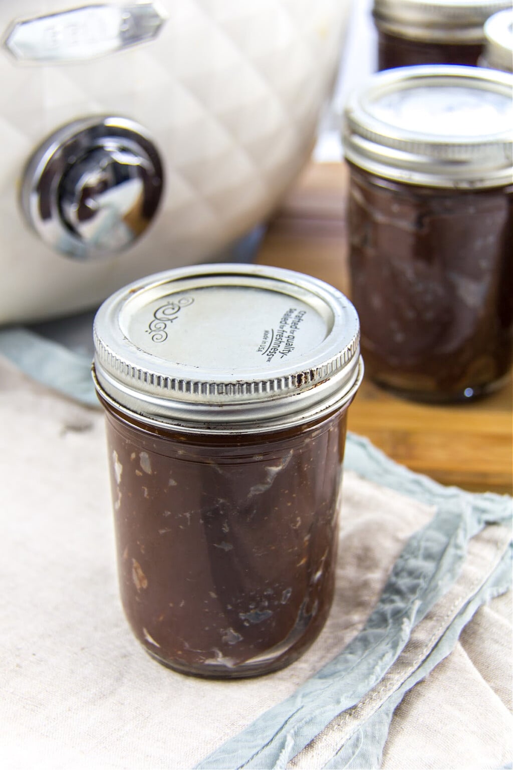 Super Easy Slow Cooker Fudge Sauce Recipe Kids Activities Blog