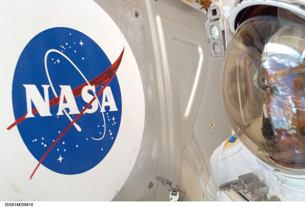NASA Has Made Their Entire Photo Gallery Available Online and Copyright ...