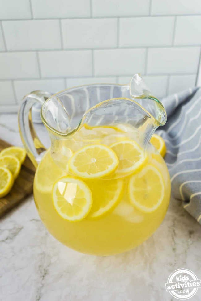 Absolute BEST Lemonade Recipe (only 3 Ingredients) • Kids Activities Blog