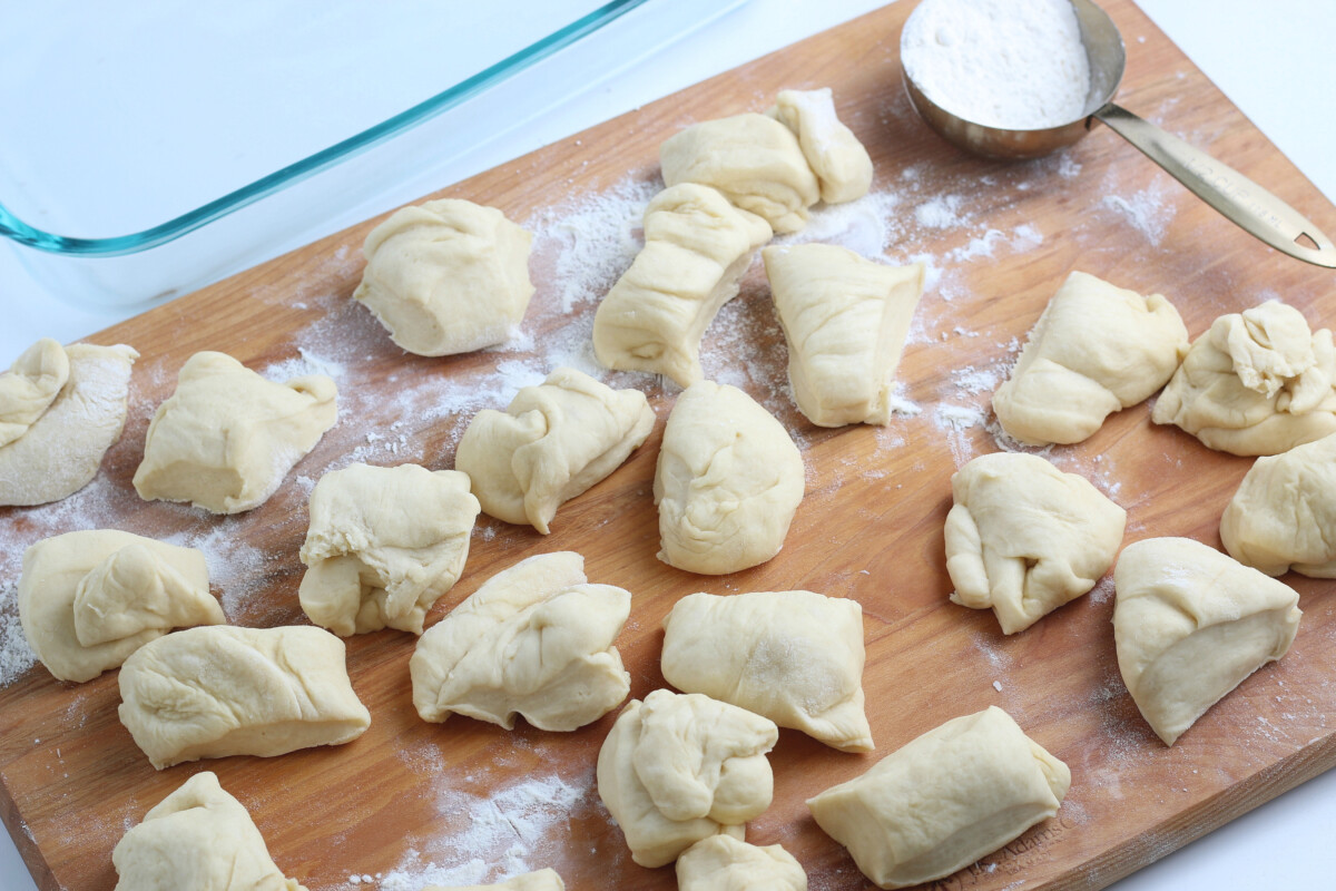 Fresh & Easy Homemade Dinner Rolls | Kids Activities Blog