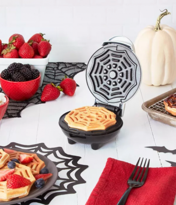 This Spiderweb Mini Waffle Maker Will Give You Stacks of Spiderweb ...