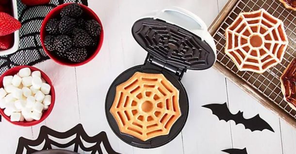 This Spiderweb Mini Waffle Maker Will Give You Stacks of Spiderweb ...