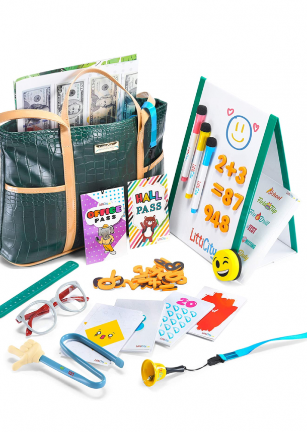 This Teacher Play Set Is The Cutest Way To Let Your Kids Pretend To Be ...