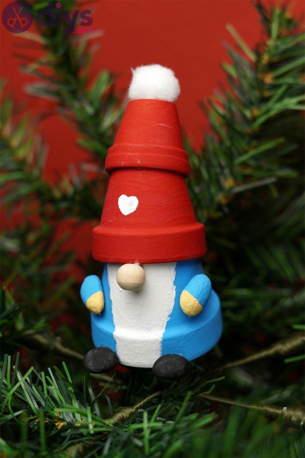 Festive and Easy Gnome Crafts | Kids Activities Blog