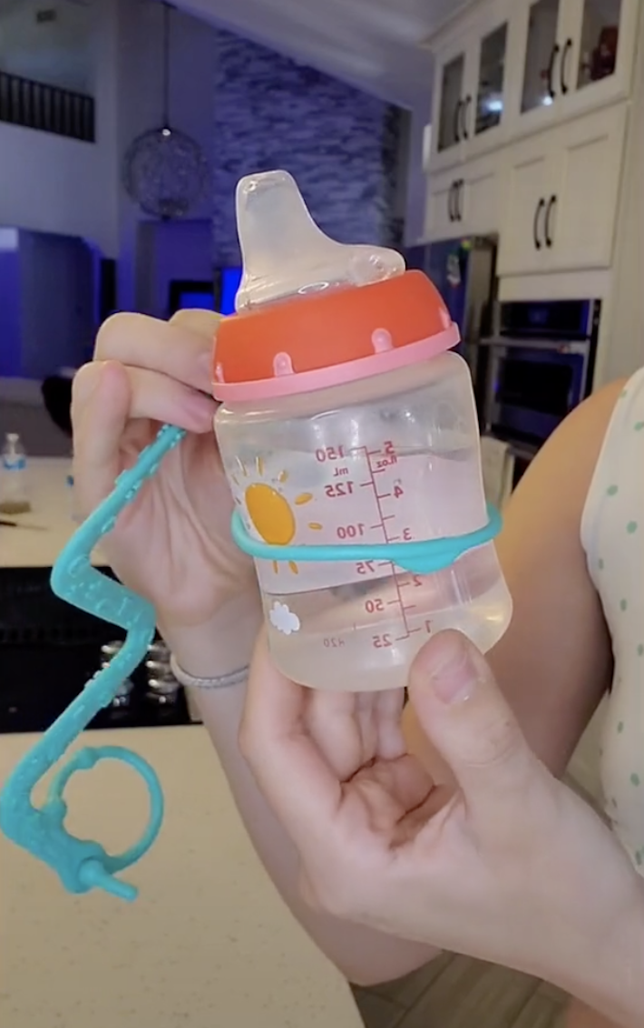 Parents Are Obsessed with This $12 Sippy Cup Catcher That Eliminates ...