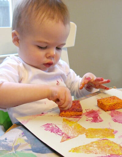 40 Easy Toddler Arts and Crafts -Kids Activities Blog