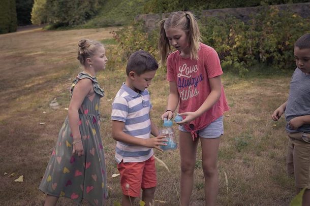 Your Kids Can Play Hide and Seek with Twinkling, Battery-Operated ...