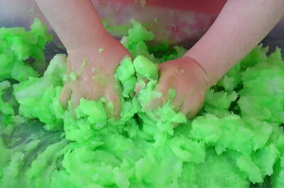 Best Slime, Goop, Oobleck, Gak & Silly Putty Recipes You Can Make ...