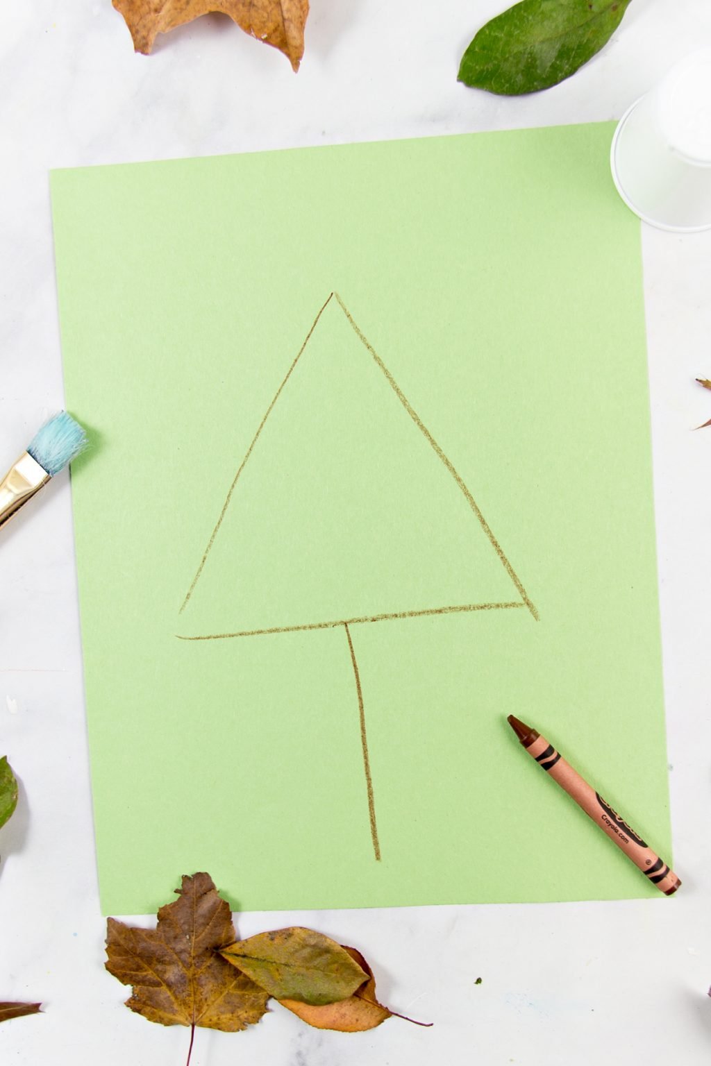 Easy Preschool Tree Craft Using Fall Leaves • Kids Activities Blog