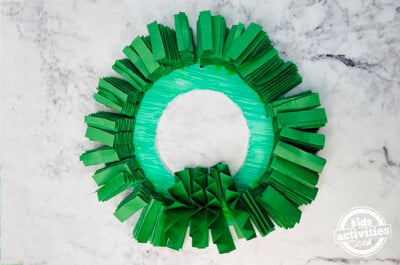 Christmas Wreath Paper Craft For Kids | Kids Activities Blog