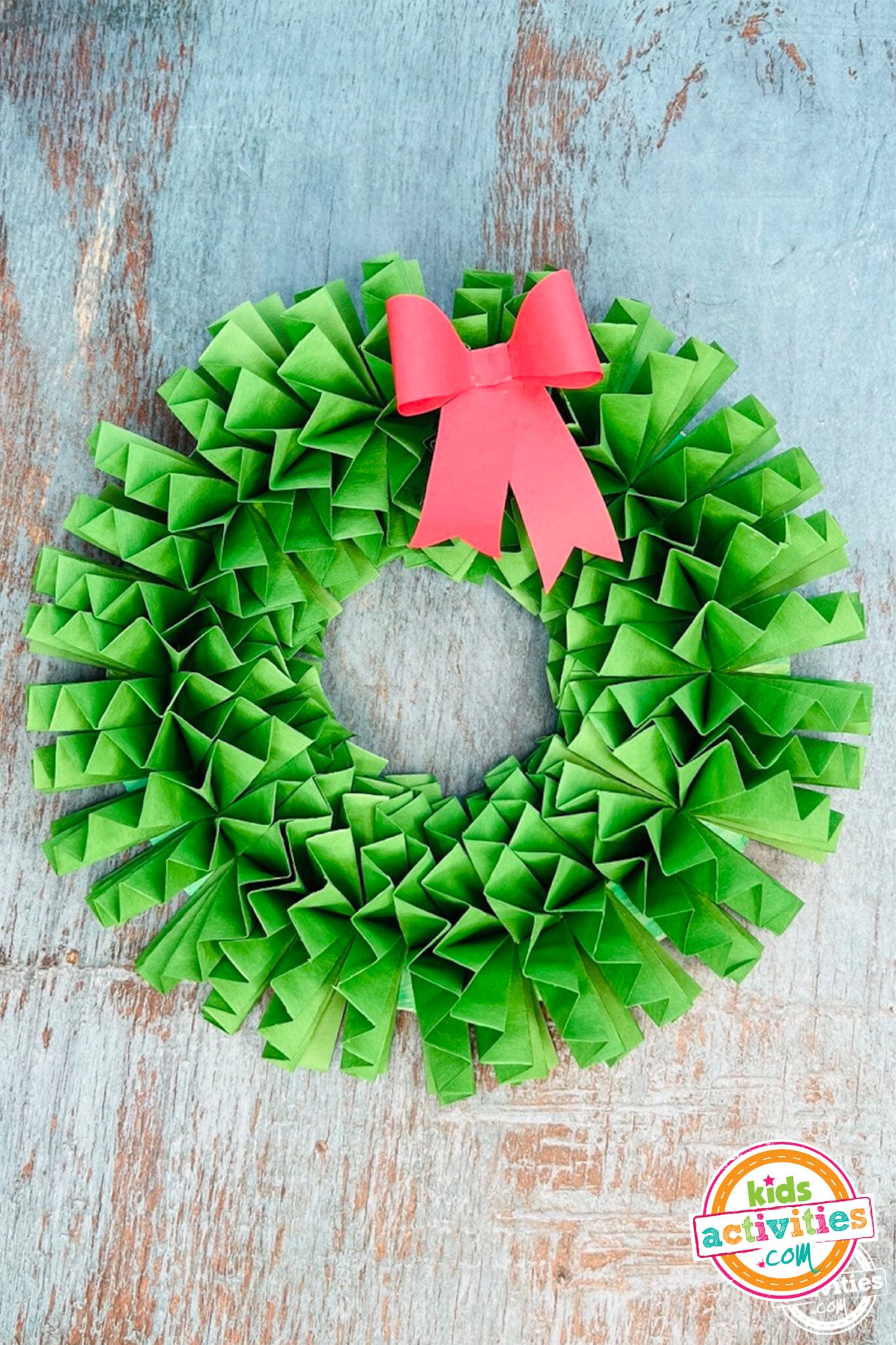 Easy Tutorial | Christmas Wreath Paper Craft + Free Printable | Kids ...