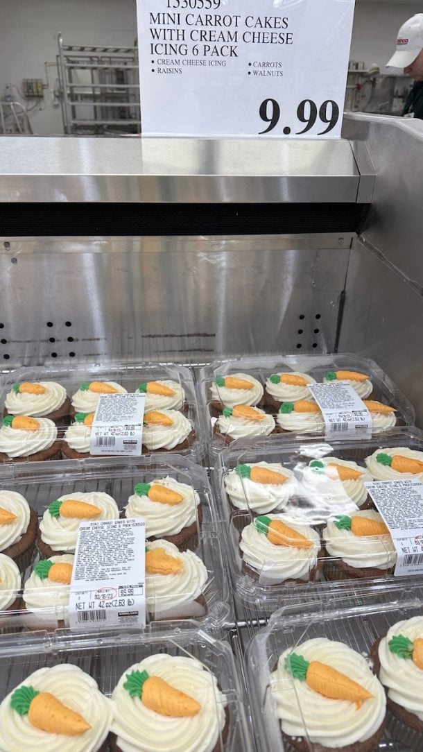 Costco Is Selling Mini Carrot Cakes Covered In Cream Cheese Frosting ...