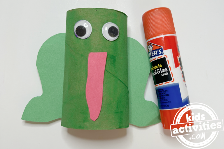 Adorable Frog Craft made from a Toilet Paper Roll | Kids Activities Blog