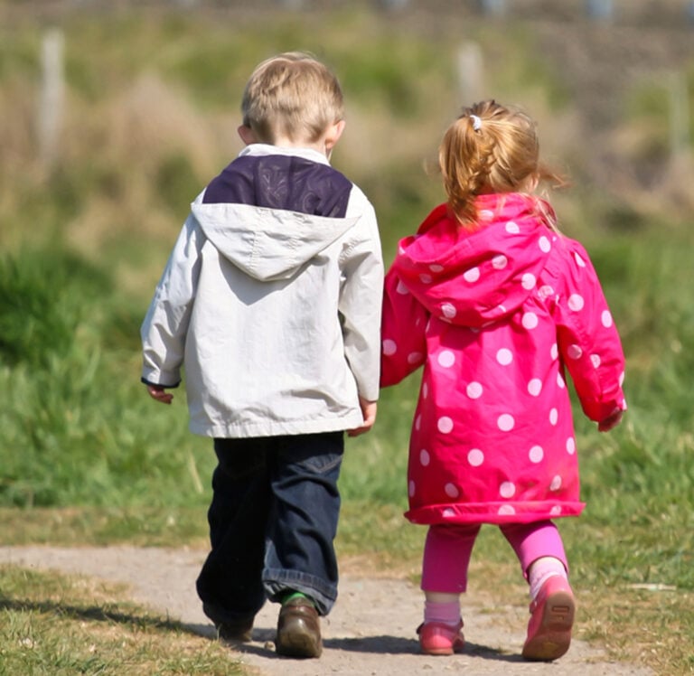 April Holidays {Ideas, Crafts, Activities} | Kids Activities Blog