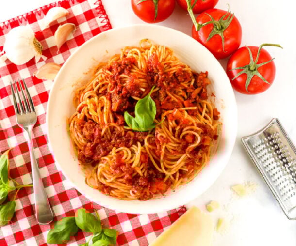 Our Favorite Spaghetti Recipes For National Spaghetti Day | Kids ...