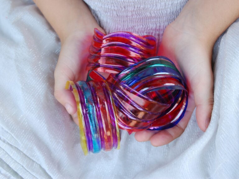 Cute and Easy DIY Bracelets For Kids | Kids Activities Blog