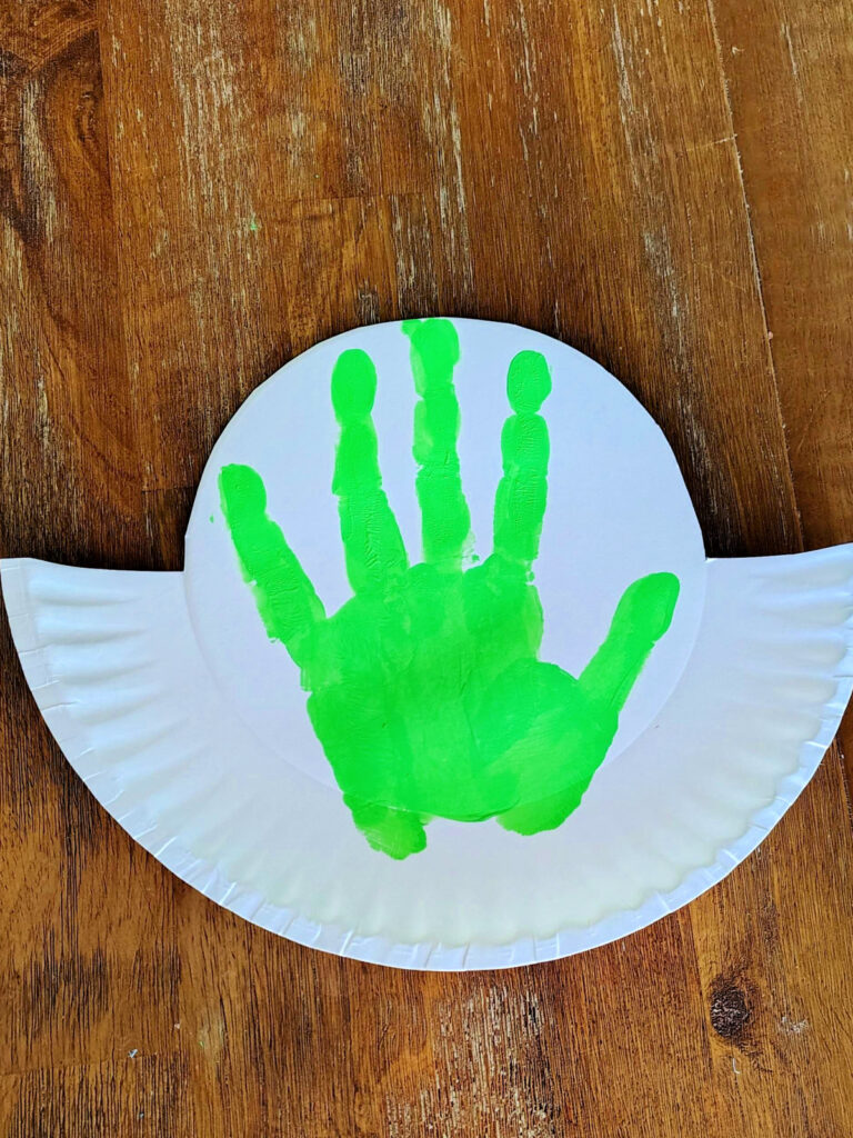 Paper Plate Alien Craft For Kids – ParentingBest.com