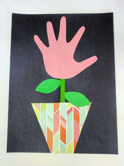 Super Cute Handprint Flower Craft | Kids Activities Blog