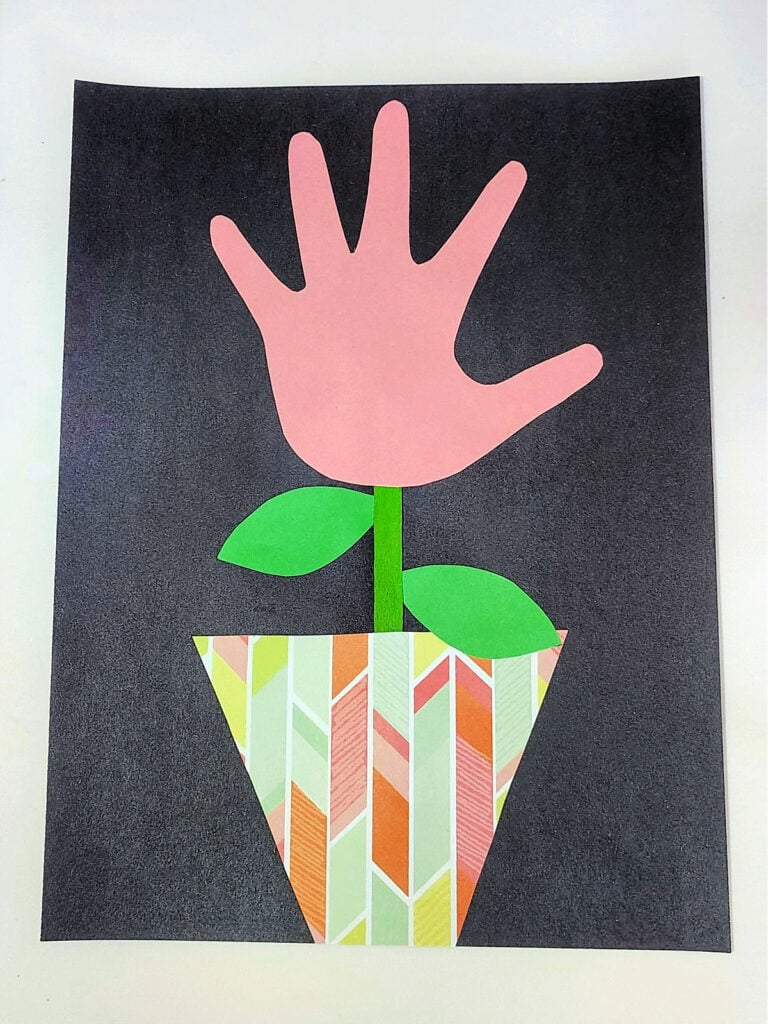 Super Cute Handprint Flower Craft – ParentingBest.com