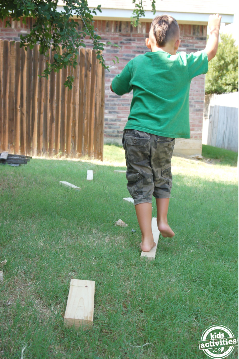 Free Printable Camping Scavenger Hunt | Kids Activities Blog