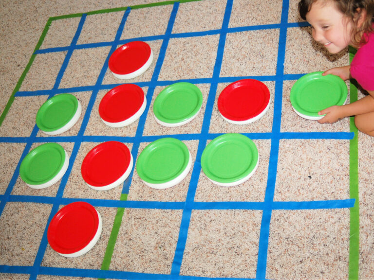 DIY Fun: Paper Plate Reversi Game for Kids | Kids Activities Blog